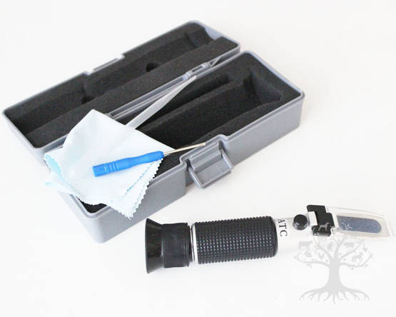 LAC-Brix Refractometer - Kotielaintarvike.fi webstore